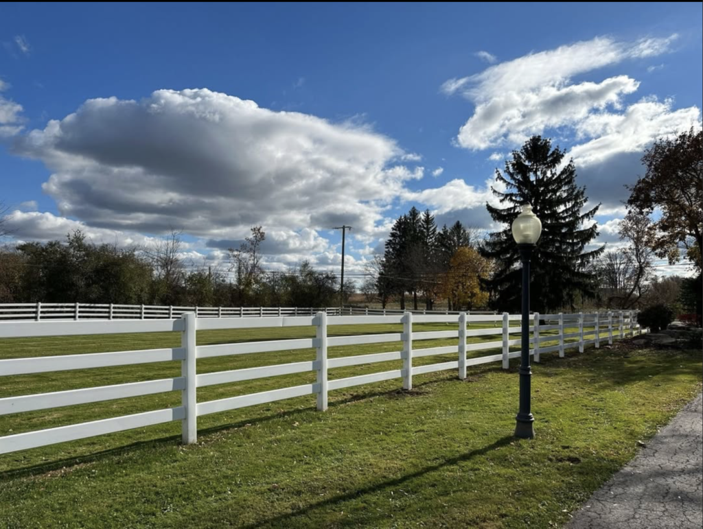 Best Fence Installation & Repair Company in Michigan